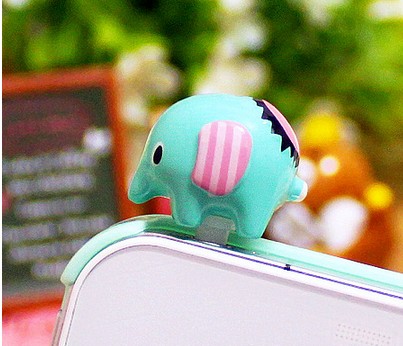 Cute Elephant Cell Plug on Luulla